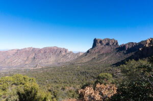 23 Hiking Trails in NEW YORK (Exciting, Daring & Stunning)